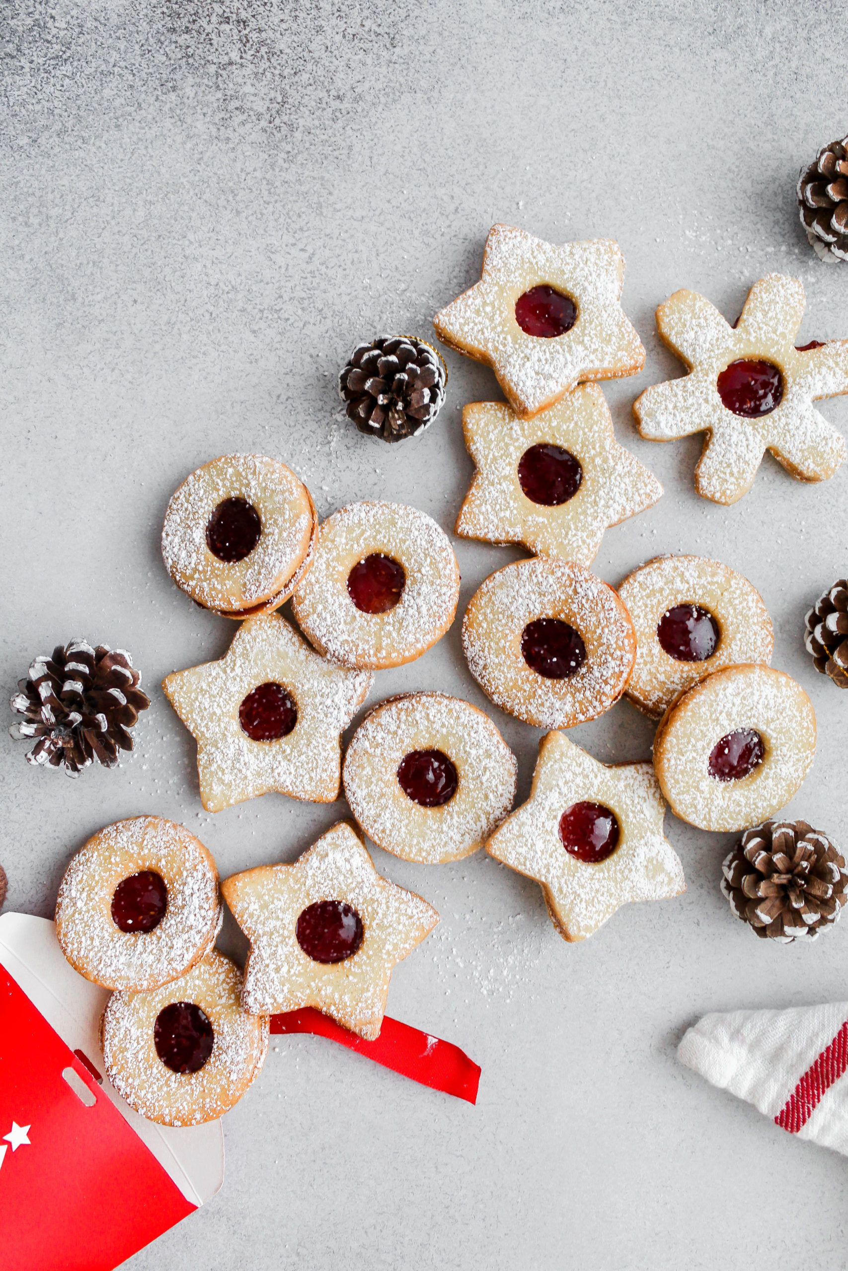 Almond Linzer Cookies Recipe - Tasty Treat Pantry