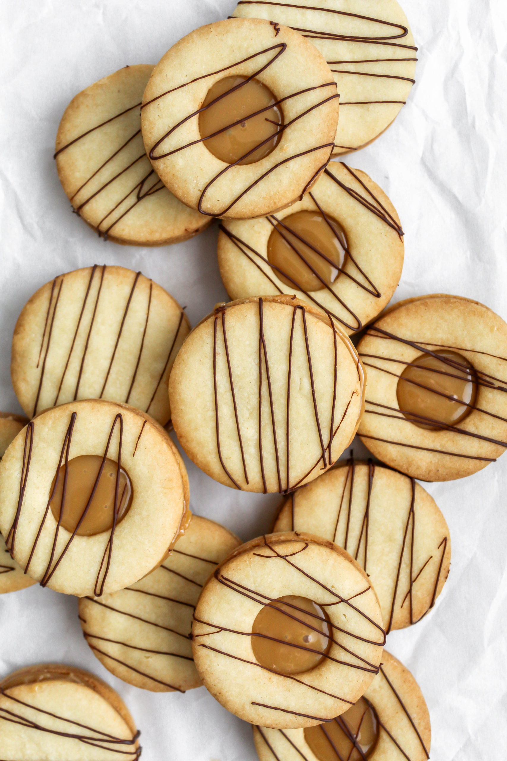 Dulce De Leche Sandwich Cookies - Tasty Treat Pantry